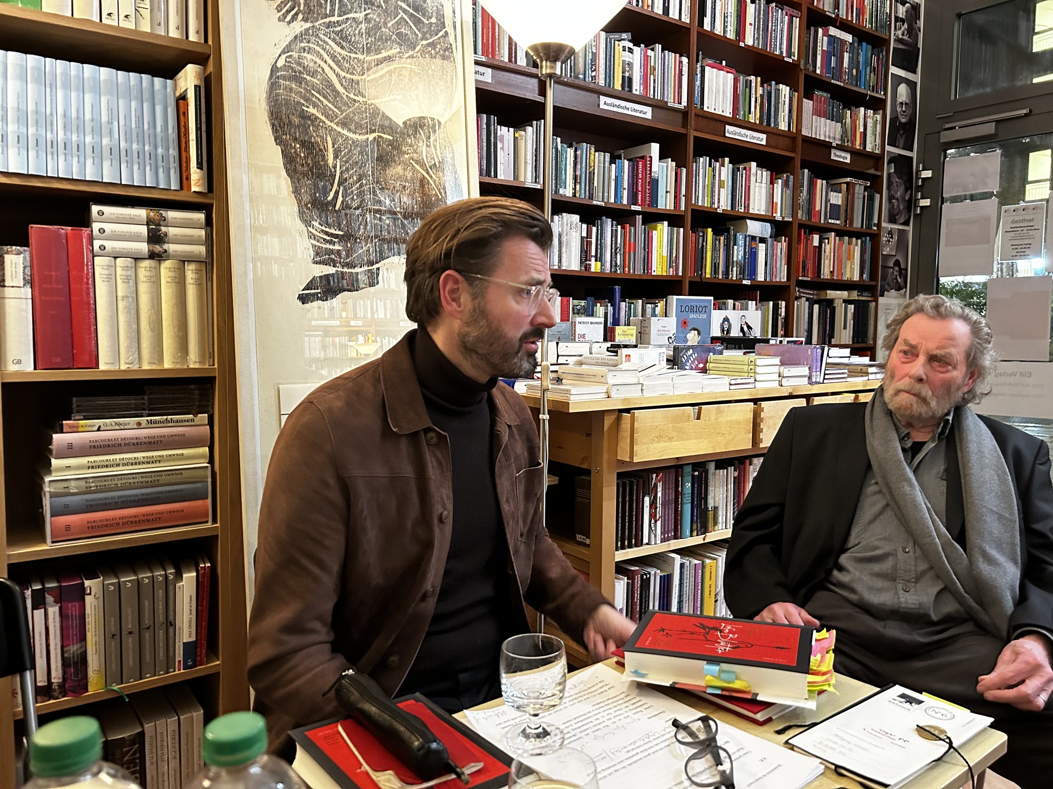 Ragnar Helgi Ólafssons "Lose Blätter": Ein poetisches Kaleidoskop in ...