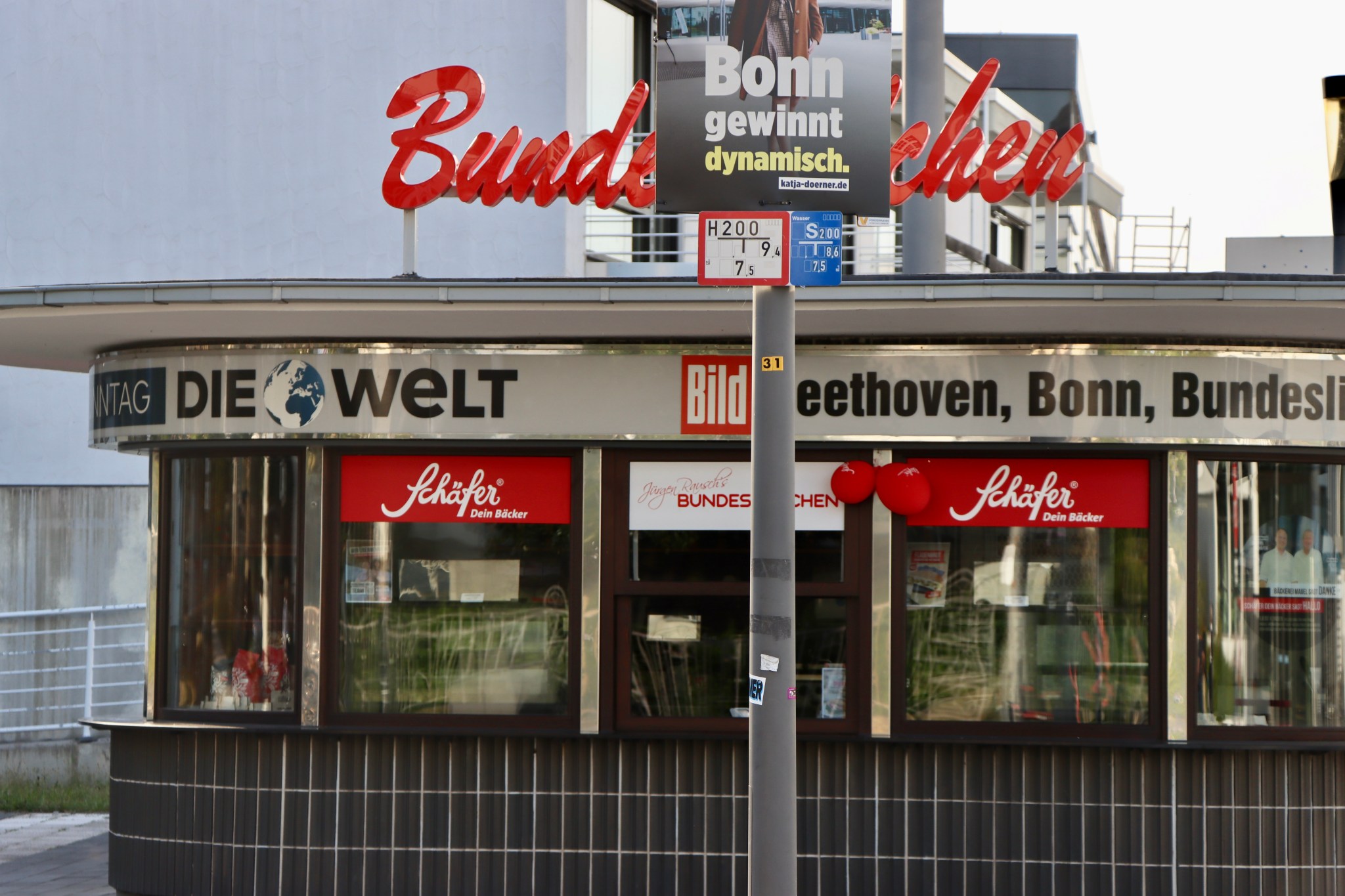 OB-Stichwahl in Bonn: Sentiment-Analyse sieht Déus vorn - ichsagmal.com